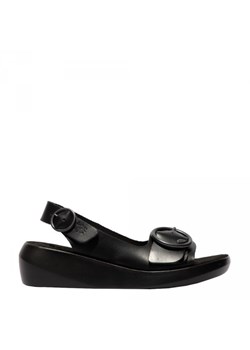 Sandały damskie fly london, lato 2021 w Domodi